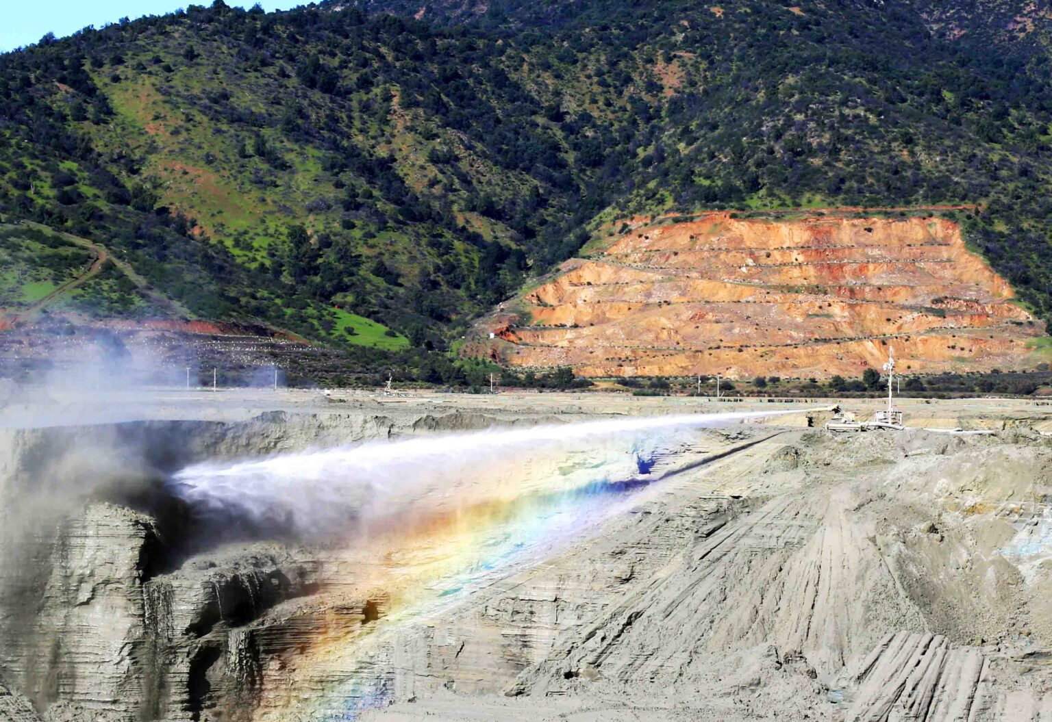 ¿Qué hacemos? | Minera Valle Central S.A.